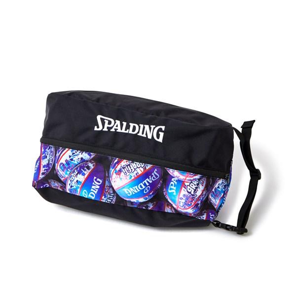 【メーカー】スポルディング （SPALDING）【カテゴリー】バスケットボール【分類】シューズケース【商品説明】シューズを収納可能なバッグ。【カラー・仕様・サイズ】カラー：ブルー×レッド素材：ポリエステルサイズ：W19×H38×D14cm
