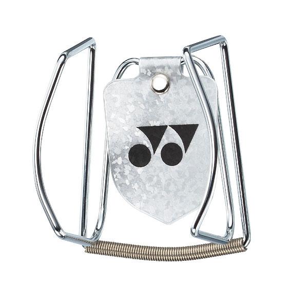 【メーカー】Yonex（ヨネックス）【カテゴリー】テニス【分類】アクセサリー【商品説明】煌びやかなメタリックカラーのボールホルダー。【カラー・仕様・サイズ】カラー：017（シルバー）サイズ：60×85×43mm素材本体：スチール泥除け：PV...