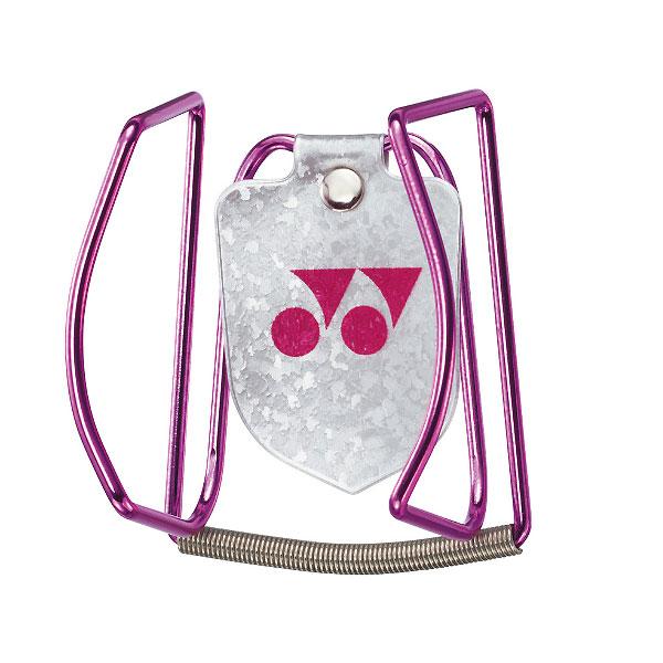 【メーカー】Yonex（ヨネックス）【カテゴリー】テニス【分類】アクセサリー【商品説明】煌びやかなメタリックカラーのボールホルダー。【カラー・仕様・サイズ】カラー：706（シャインピンク）サイズ：60×85×43mm素材本体：スチール泥除け...