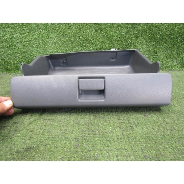 **** 商品説明を必ずご確認ください ****部品管理番号：242085000070210部品名：グローブBOX部品区分：リサイクル品管理品番：242085車名：アクティ車両タイプ名：ケイトラック通称型式：HA4認定型式：V-HA4年式：...