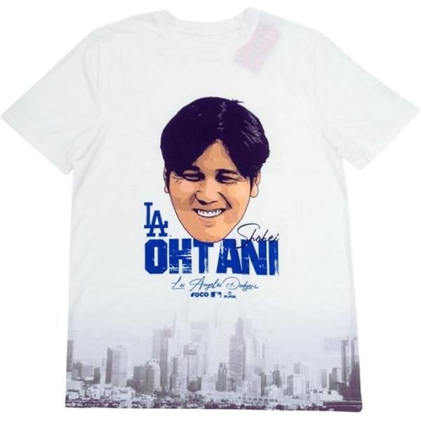 ◆新品　MLBライセンス商品◆大谷翔平 ドジャース「スカイライン」Tシャツ 　◆サイズ：Ｓ（大きめです）◆MLB正規ライセンス商品です。大谷翔平選手のお顔総柄！話題になること間違いなしの一枚です。◆素材：ポリエステル96％, ポリウレタン4...