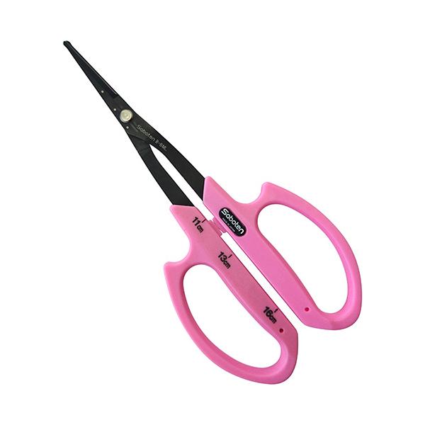 硬い枝梗が楽に切れるぶどう鋏です。【用途】ぶどうのお手入れ・適粒、房作り、収穫。【特徴】首が長くなったことにより、てこの原理が働きやすくなり従来のものよりも切れ味がアップしています。ヤニ、シブが付きにくいフッ素樹脂加工です。先丸タイプで実を...