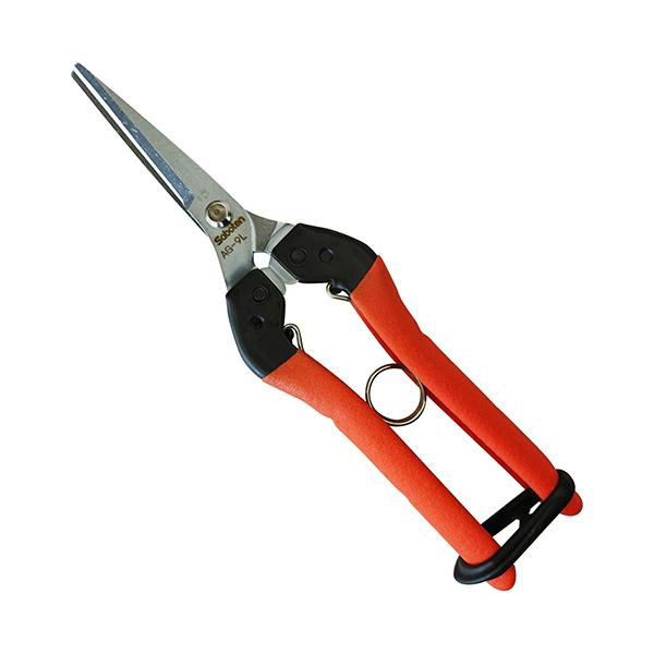 ロング芽切鋏の左利き用です。【用途】庭木や果樹の剪定。【特徴】クッション付きで手への衝撃を約50%吸収します。極限研磨仕上げにより刃部表面が滑らかで作物に傷つけにくいです。サビ、汚れに強いハードクロムメッキです。【仕様】●全長：200mm。...