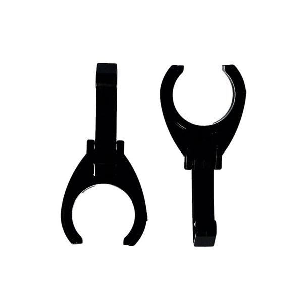 【用途】パイプ柄用後付けパーツ。【特徴】パイプ柄に取り付けることで、容器などにひっかけることが可能になります。ひっかけ部分は折りたたみ式です。約22mm径のパイプに取り付け可能です。【仕様】●対応タイプ径：約22mm。●2個入。【材質】●ポ...