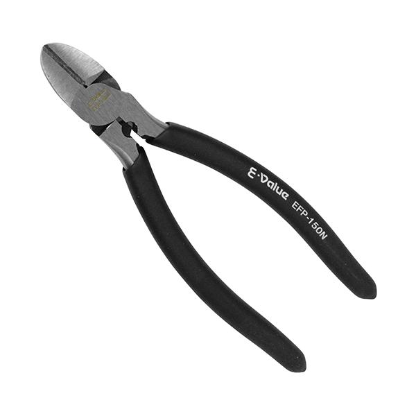 ≪用途≫軟鋼線の切断作業。≪特徴≫支点が刃先に近いので約30%(当社比)軽い力で切断できます。≪仕様≫●切断能力：軟鉄線・直径1.6mm。●刃部硬度：HRC55〜62。≪材質≫●材質：炭素工具鋼S55C。≪注意事項・その他≫本来の目的以外に...