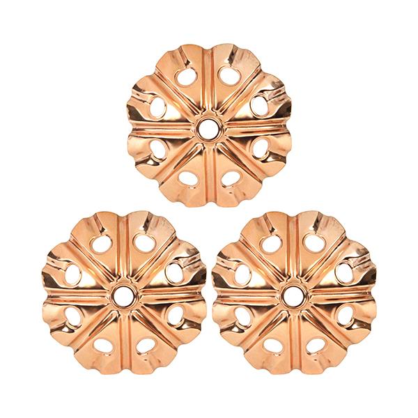 ≪用途≫鉢植用銅鉢底。≪特徴≫鉢底からの土の流出防止、ナメクジの侵入防止に最適です。銅イオンがナメクジ・ミミズ等虫をシャットアウトできます。≪仕様≫●サイズ：直径76mm。●3枚入。●丸型。≪材質≫●銅。≪注意事項・その他≫