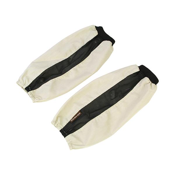 ≪用途≫園芸作業用腕カバー。≪特徴≫蚊などの虫が嫌がる防蚊加工を施しています。通気性の良いメッシュ素材使用し、おしゃれなツートンカラーです。忌避成分をマイクロカプセル化し、生地表面にコーティング、マイクロカプセルが破れる際に忌避成分を発散し...