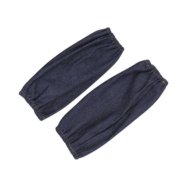 ≪用途≫園芸作業時の汚れの防止。≪特徴≫園芸作業時の保護・汚れ防止します。日焼けの予防対策にも使用できます。防汚加工なので汚れがつきにくいです。≪仕様≫●サイズ：幅約130×高さ約320×奥行約3mm。≪材質≫●綿・レーヨン・ポリエステル。...