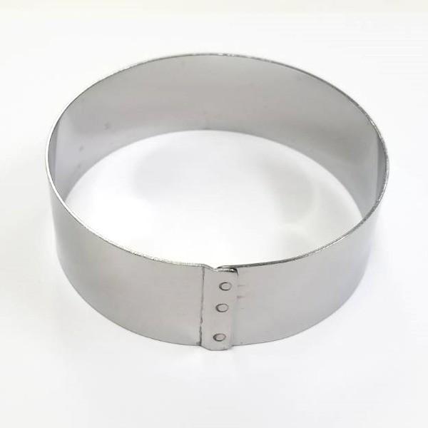型崩れしない厚口タイプ材質：18-8ステンレスサイズ：約φ90XH30mm<br>【イングリッシュマフィンに最適】こちらの商品は、合わせスポット溶接になります。接合部に多少段差が出来ますが安価な制作方法です。記載の画像は商品イメ...