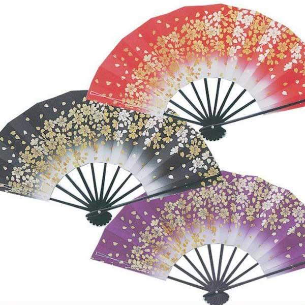 【ゆうパケットで送料無料（４点まで）】【仕様】黒塗【サイズ】9.5寸（28.8cm）ご希望により扇子箱(有料）をお付けいたします。※在庫分に関しましては、1-2営業日以内に発送可能です。※在庫がない商品に関しましても、お取り寄せ可能な場合が...