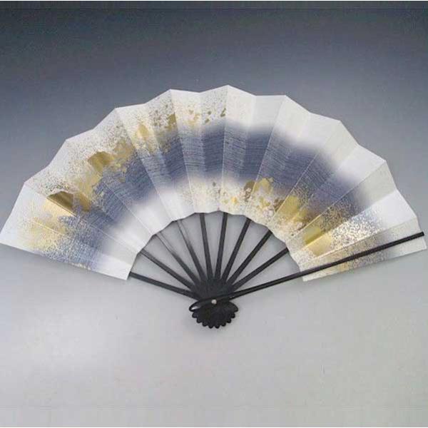 【ゆうパケットで送料無料（４点まで）】【仕様】黒塗【サイズ】9.5寸（28.8cm）ご希望により扇子箱(有料）をお付けいたします。※在庫分に関しましては、1-2営業日以内に発送可能です。※在庫がない商品に関しましても、お取り寄せ可能な場合が...