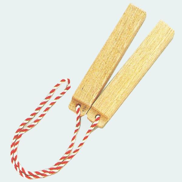 祭用拍子木（小）【素材】かしの木【サイズ】4.5cm角　長さ30cm※お取り寄せ商品のため、発送まで少々お時間がかかります。また、返品・交換ができません。予めご了承願います。