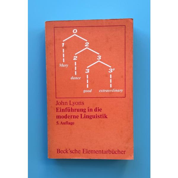 著者名: John Lyons   出版者: C.H. Beck  出版年: 1980  版表示: 第5版 シリーズ: Beck'sche Elementarbucher  Paperback 背表紙にヤケと角のスレ、表紙・裏表紙にスレと薄...
