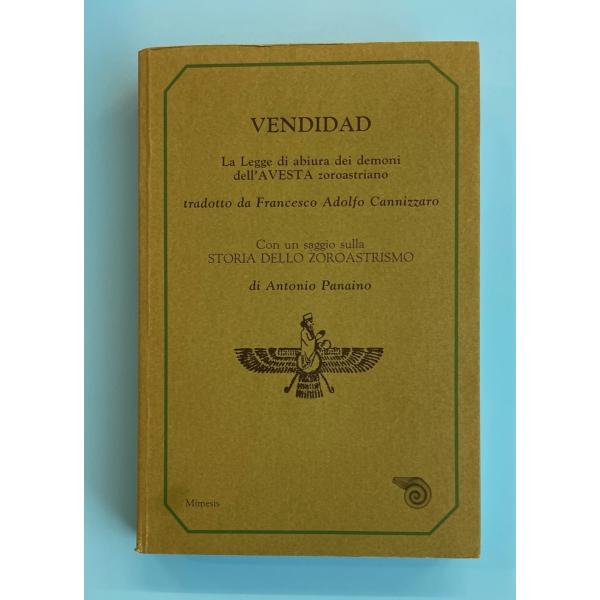著者名: Francesco Adolfo Cannizzaro(翻訳)  出版者: Mimesis  出版年: 1990  版表示:  シリーズ:    背表紙に軽いヤケ。天地・小口に経年による軽い変色。本文は使用感無く非常にきれいな状態です。