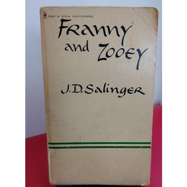 著者名: J D Salinger  出版者: Bantam Books  出版年: 01 Jun 1981  版表示:  シリーズ:   Paperback 表紙にシワが目立ちます、天地小口ページヤケが強いです、背裏表紙ヤケスレ変色、本文...