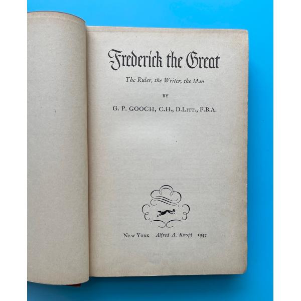 著者名: G. P. Gooch出版者: Alfred A. Knopf  出版年: 1947   海外の大学図書館の除籍本です。背表紙に強いヤケとスレ、薄汚れ、上下端の傷み、管理番号の書き込み。表紙・裏表紙にヤケ、薄汚れ、表紙にシールの剥...