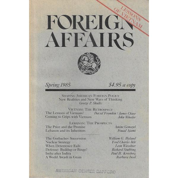 著者名:   出版者: Council on Foreign Relations  出版年: 1985  版表示:  シリーズ:    背表紙にヤケ、表紙・裏表紙に縁のヨレ。表紙下部に前所蔵者名のスタンプ。天地・小口に経年による軽い変色と小...