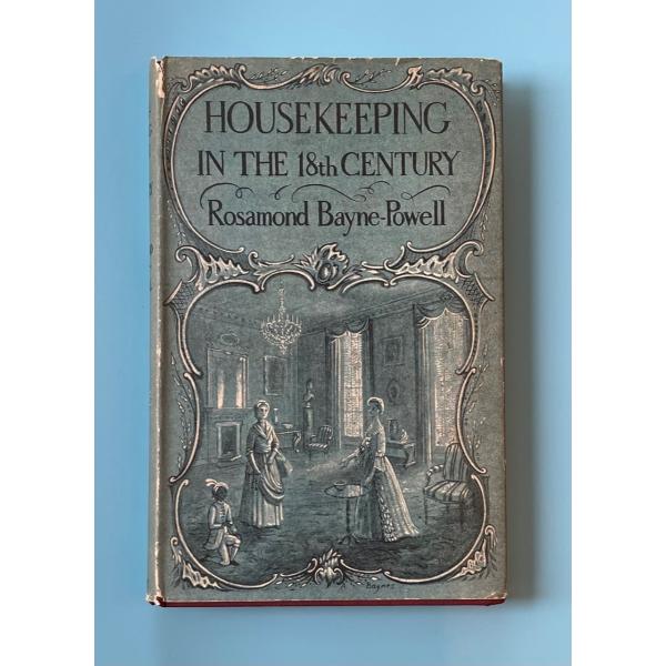 著者名: Rosamond Bayne-Powell  出版者: John Murray  出版年: 1956  Hardback  カバー付き。カバーは全体にヤケ、縁の傷み、小破れがあります。本体は天地・小口に経年による変色と点状のシミ、...