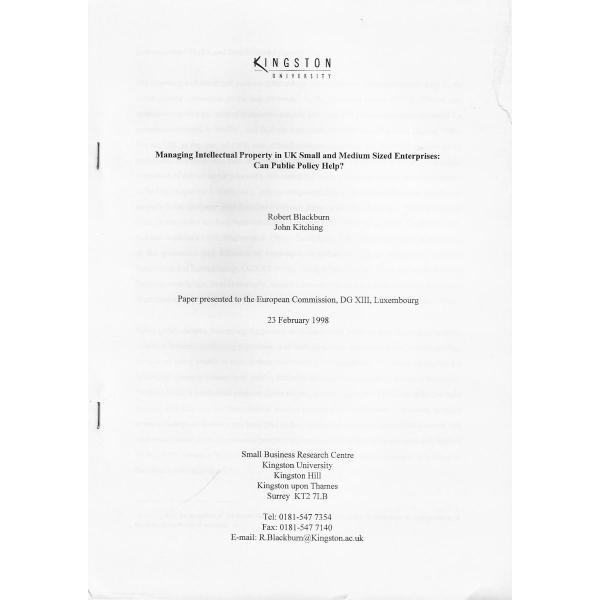著者名: Robert Blackburn  出版者: KIngston University  出版年: 1998  版表示:  シリーズ:   表紙に破れがあります。使用感は少なく本体には書き込みや線引き等はなく非常にきれいな状態です。