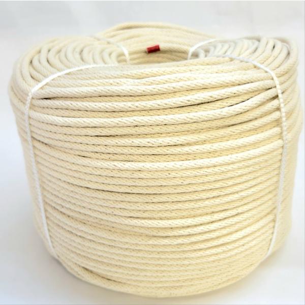 ・激安！！高品質！・綿を使用した太さ5mmロープ300m巻きです。＊こちらの商品は巻き形状はロープ巻きです。・キンク（ねじれ）が起きにくい金剛打ちロープ。・カラー：オフホワイト（生成）・天然素材の為、環境にも優しい。・綿なので手触りがよく、...