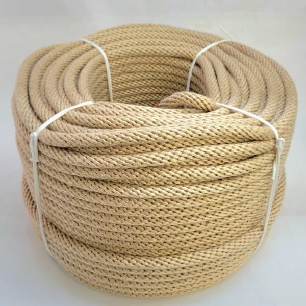 ☆激安！！高品質！☆ポリエステルを使用した太さ12mmロープ100m巻きです。☆キンク（ねじれ）が起きにくい金剛打ちロープ。☆カラー：ベージュ☆タープ・テントロープ、ガイロープにも最適。☆テント・シート関連、作業資材用と幅広くご使用ください...