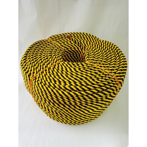 ・激安！！高品質！自社生産！・ポリプロピレンを使用した標識ロープ（トラロープ）太さ約8mm100ｍ巻きです。・丈夫で軽量な使いやすいロープです。・一般的な3撚りロープではなく、8打ロープの為キンク（ねじれ）は起きにくくしなやか。切口も解けに...