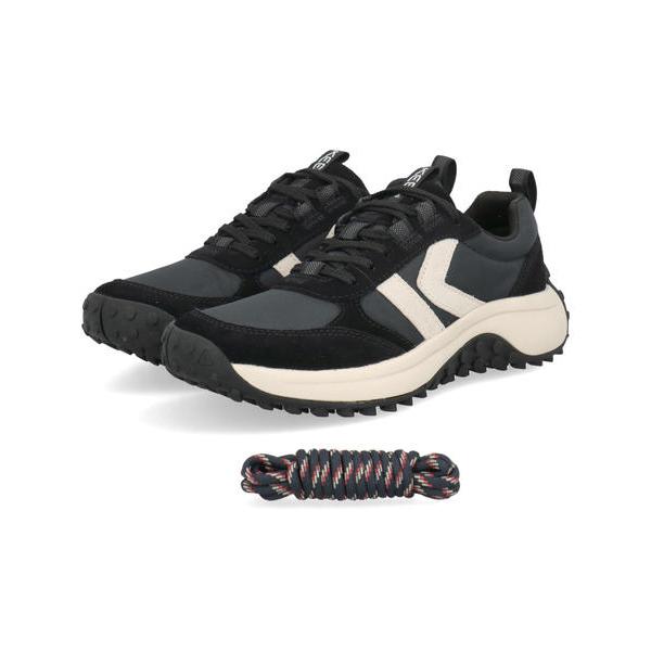 A86 TRAIL SHOEにKEEN DNAを加え、現代的なスニーカーに一新した「KS86」。アグレッシブなアウトソールパターンと一日中快適に履ける履き心地に、クラフトマンシップが宿ったシンプルなデザイン。カジュアルなルックスながらハード...