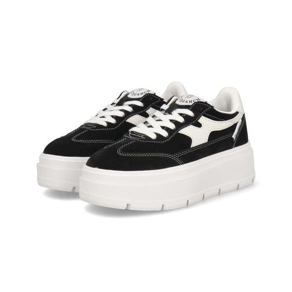 韓国発のシューズブランド「PoseGanch(ポーズガンツ)」。アジア全域で主流スタイルとなっている厚底スニーカーをバリエーション豊富に展開し、K-POPアーティストも数多く愛用していることで知られる男女問わず人気の高いブランドです。Pos...