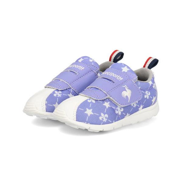 ルコックの人気定番モデル「モンペリエ」より、親子でおそろいコーデが楽しめるベビーモデル♪アッパー全面にフルール・ド・リスとスターのアート柄をプリントした可愛らしい1足。フランスブランドらしいトリコロールのタブが上品アクセントとなり、お子さま...