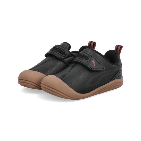 初めての一歩を踏み出すお子さまにぴったりの1足。足の健康に有益かつ一定の効果が認められ、専門医の審査をクリアした製品だけに与えられる「全米足病医学協会(APMA)認定」を取得したシューズ。ソールが足の動きに合わせて柔らかく曲がり、自然な歩き...