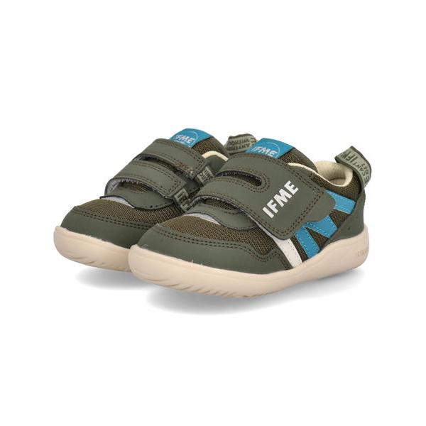 軽量設計で人気のイフミーライトシリーズ☆お子さまの足の成長と自由な動きを応援するシューズです。通気性のよいメッシュ素材でムレにくく、シンプルなデザインでお洋服にも合わせやすい1足。通園や外遊び、お出かけなどマルチに活躍します。つまみやすいワ...