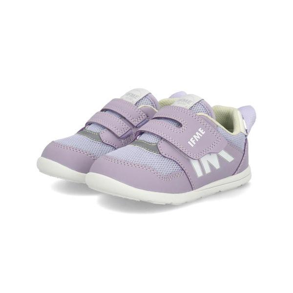 軽量設計で人気のイフミーライトシリーズ☆お子さまの足の成長と自由な動きを応援するベビーシューズです。女の子らしいキラキラのラメ入りメッシュを使用し、通気性がよくムレにくいうえ、シンプルなデザインでお洋服に合わせやすいのも◎通園や公園遊び、お...