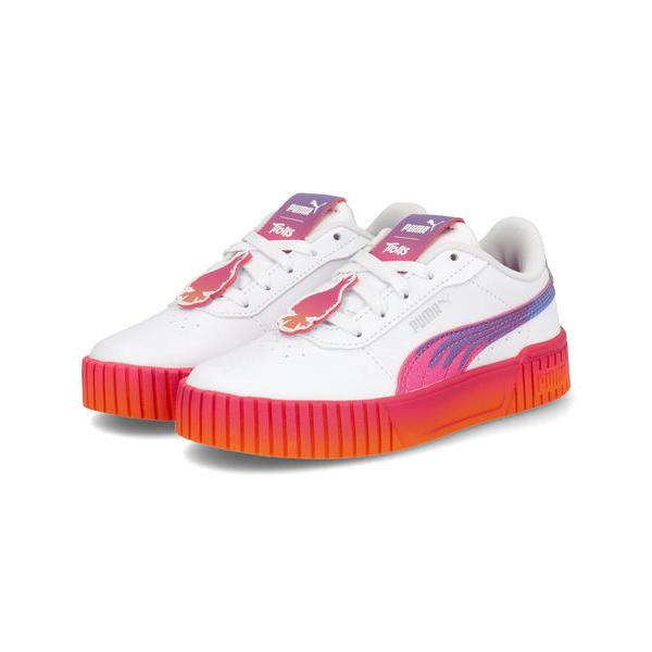 トロールズファンのためのPUMA×トロールズコレクション。アニメのポップな世界観を表現した大胆な色使いと、遊び心あふれる音楽からインスパイアされたグラフィックが可愛らしい1足。シューレースのトロールのアイコンと、かかとにあしらったキラキラ輝...