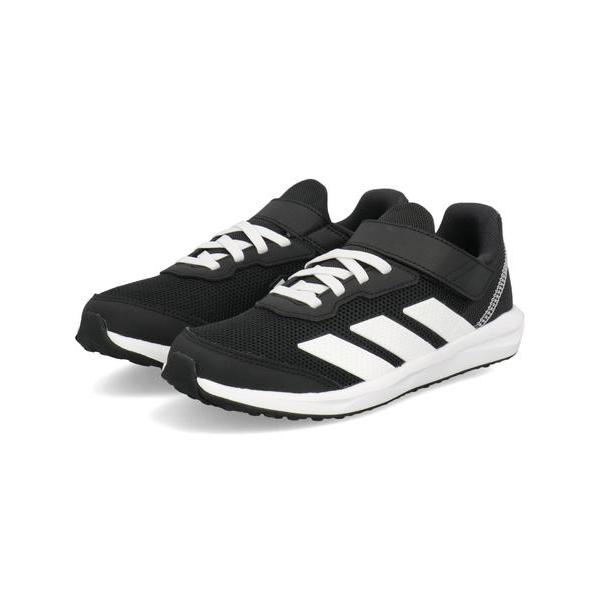 軽く通気性に優れた履き心地で、お子さまのスポーツシーンを快適にサポートするジュニア用ランニングモデル。大きめのスリーストライプスが存在感を高めるスポーティーなデザインで、アクティブ キッズの足元をスタイリッシュに引き立てる1足です。アッパー...