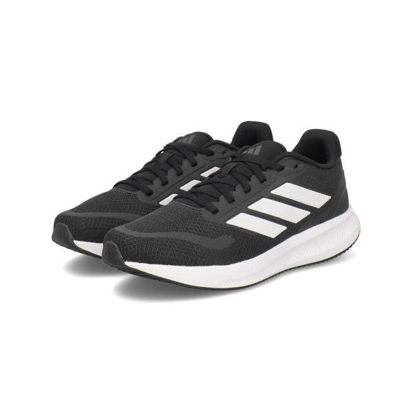 走ったり、スポーツしたり、アクティブに活動するジュニアの足元を支えるスニーカー。クラシックなスタイルに現代の快適なテクノロジーを採り入れた、冒険心をくすぐる一足。ミッドソールに搭載したソフトなクラウドフォームが、ダッシュ時の蹴り出しや着地時...