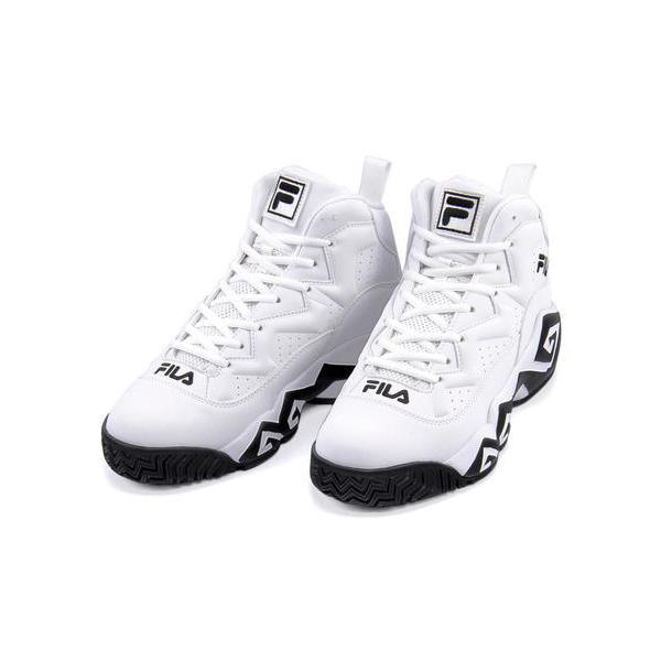 90年代にNBAで活躍したバスケットボールプレイヤー Jamal Mashburn (ジャマール・マッシュバーン)に愛用されたシグネチャーモデル。90年代の名作スニーカーの復刻です。バスケットシューズらしいボリューミーなシルエットが、今のム...