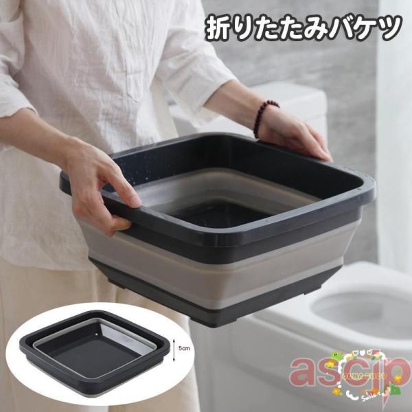 簡単に折り畳みができる便利なシリコンバケツ。使わないときにはたたんで重ねて置いたり収納に困りません?キッチンでの洗い桶として、お洗濯用の洗面器としてなどアイデア次第で用途色々☆【サイズについて】画像をご参照ください。【カラーについて】生産ロ...