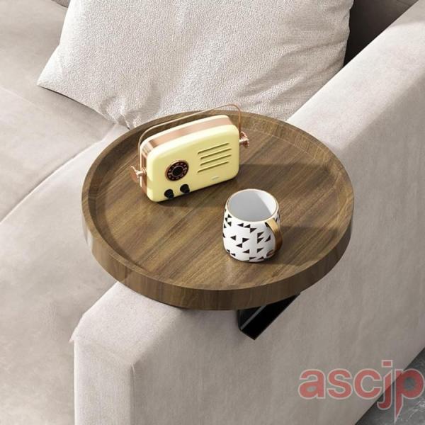 家庭の最適化：テーブル上の一般的なコンポートや食品トレイとして使用でき、ソファサイドテーブルのアームレスト、多機能ソファクランプテーブルにも使用でき、これは完璧な選択です。ソファの肘掛け形状の多用途性：添え木の開口角度のサイズを調整できるた...