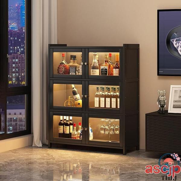 ワインバーキャビネット多層設計により十分な収納スペースがあり、各層は適度な高さで、さまざまな種類やサイズのワインボトル、ワイングラス、その他のワイン器具を柔軟に収納できます。透明アクリル素材｜酒品をクリアに展示、豪華さを増す 高品質なアクリ...