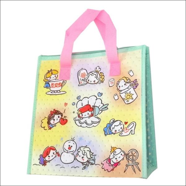 サイズ ・幅約265mm×マチ約120mm×高さ約275mm 仕様 ・保冷専用・内側：アルミ蒸着仕様・洗濯不可 材質 ・表地：不織布、ポリプロピレン・中地：ポリエステル・持ち手、パイピング：不織布・裏地：アルミ蒸着フィルム 生産国 ・中国 ...