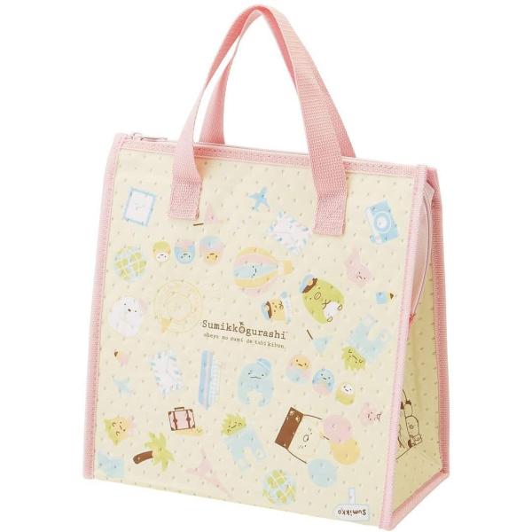 スケーターのかわいいキャラクター不織布保冷バッグ♪お弁当を入れるのにピッタリなランチバッグ♪内側はアルミ蒸着素材で保冷ができますファスナー開閉タイプ   サイズ ・幅約265mm×マチ約120mm×高さ約275mm 仕様 ・保冷専用・内側：...