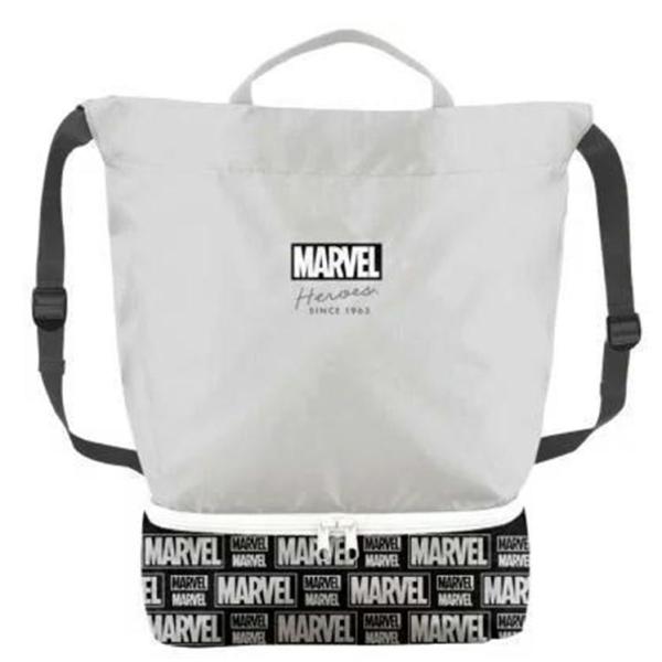 ビーチサンダルや濡れたものを分けて入れられる便利な二層式。高学年でも使いやすい大人かわいいデザインプールの授業や水泳教室にサイズ:(約)40 x 42 x 17 cm素材:ポリエステル※撮影時の光の具合、またお客様のページをご覧になられるモ...