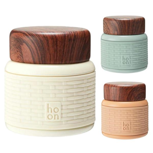 自然素材の温かみを表現したラタン風スープジャー。ラバーバンドで持ち心地にもこだわりました。グレーベースのパッケージは大人女子へのギフトにもおすすめです。真空二重構造なので、高い保温・保冷力があります。温かいスープやシチュー、冷たいサラダやデ...