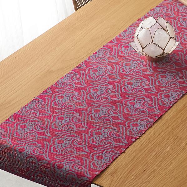 ■サイズ(cm)約 W 150 ×D 36 ×H 0.3■素材ウォーターヒヤシンス/コットン■原産国インドネシア バリ島■ご注意※写真のテーブルランナー以外の小物は非売品です。※ハンドメイドのためサイズ・形が写真と異なる場合があります。※ヒ...