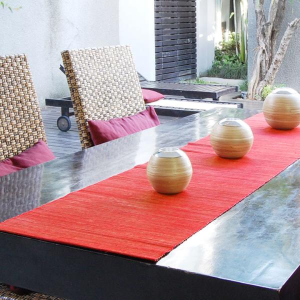 ■サイズ(cm):約 W 150 ×D 35 ×H 0.3■素材:ウォーターヒヤシンス/コットン■原産国:インドネシア・バリ島■関連商品:アジアンテーブルランナー、バリ島のテーブルランナー、天然素材テーブルランナー、ナチュラルテイスト、アジ...