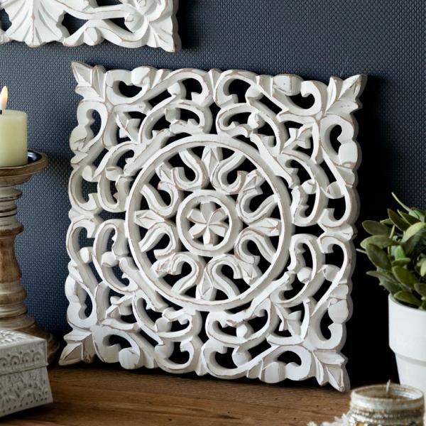 ■サイズ(cm)約 W 30 × D 30 × H 1.5※多少サイズは前後します。■重量約 0.6 kg■素材MDF金具部分：アイアン■生産国インド■備考金具：裏面上部2か所■ご注意※サイズ・形が写真と異なる場合があります。※入荷時期によ...