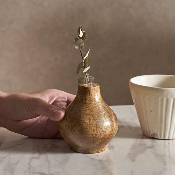 ■サイズ(cm)約 W 9 × D 9 × H 9トップホール：約 1ガラスチューブの深さ：約 7.5※多少サイズは前後します。■重量約 0.15 kg■素材マンゴーウッド、ガラス■生産国インド■ご注意※注意事項はページ下部に掲載しておりま...