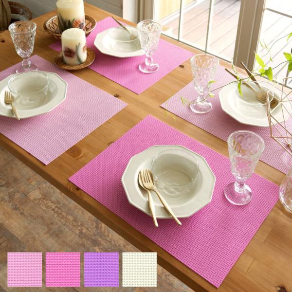 ■サイズ(cm)：約W 45 x D 32 x H 0.1※多少サイズは前後します。■素材：PVC、ポリエステル■カラー：サクラ/ピンク/パープル/ホワイト■ご注意：※写真のプレースマット以外の小物は非売品です。※サイズ・形が写真と異なる場...