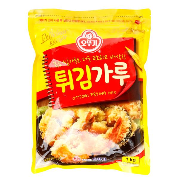 ★韓国食品・雑貨のご購入はぜひ【Asia市場】で！サイト内で税込9,000円以上のご購入で送料が無料に！(クール便代一口800円は別途かかります）■スタッフコメントチキンに特化せず、揚げ物全般で利用できる粉です。味付けしてあるので、まぶすだ...
