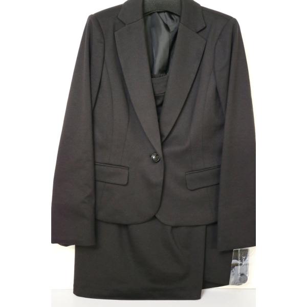 伸縮性のあるジャージ素材を使用し、着心地楽ちんなのにきちんと見えを叶えてくれる！ブランド：cecile (セシール)サイズ　：13 ABRバスト　：  89 cmヒップ　：  99 cm身長　　：158 cmウエスト：  76 cm[原材料...